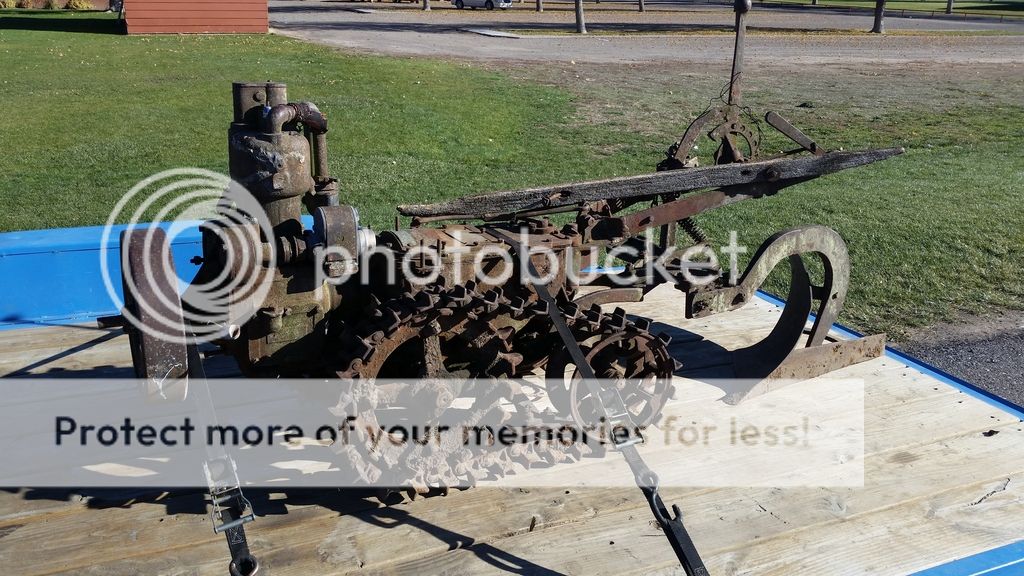 Vaughn Flex Tread Model E Tractor | Smokstak® Antique Engine Community*