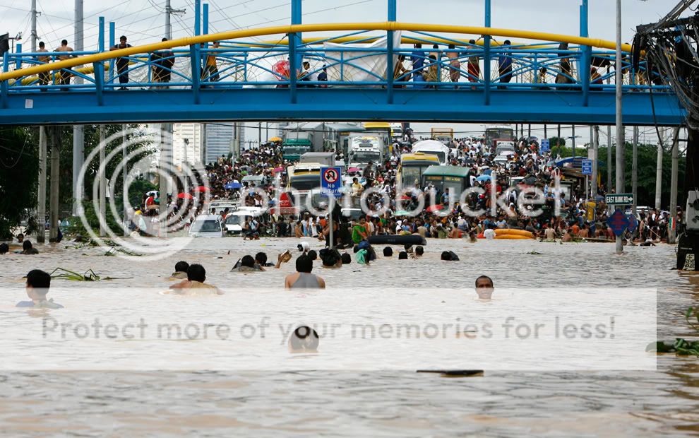 ModelMayhem.com - Typhoon Ketsana Hit the Philippines *pics*